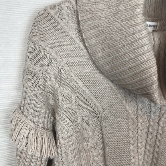 Artisan Ny | Sweaters | Artisan Ny Beige Cable Knit Sweater Fringe ...